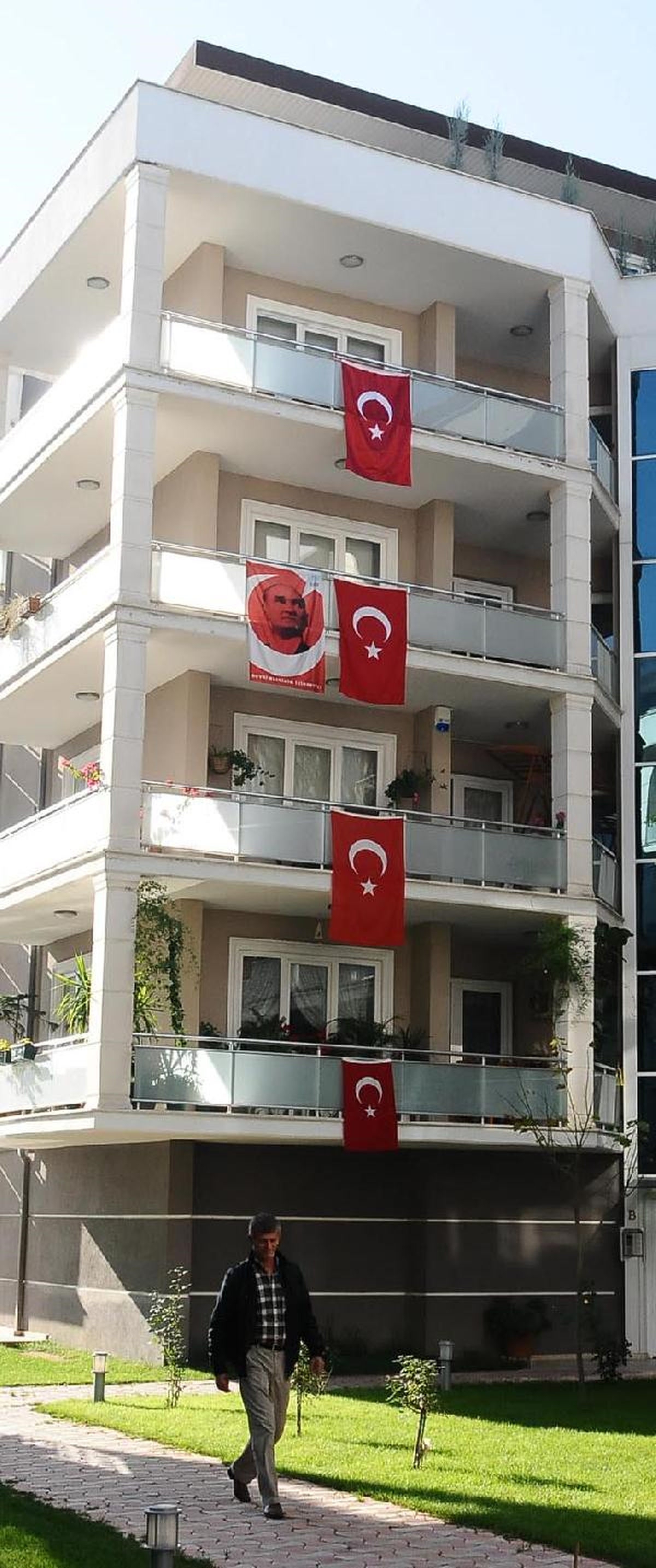Bursa'da Binalar Türk Bayraklarıyla Donatıldı - Haberler