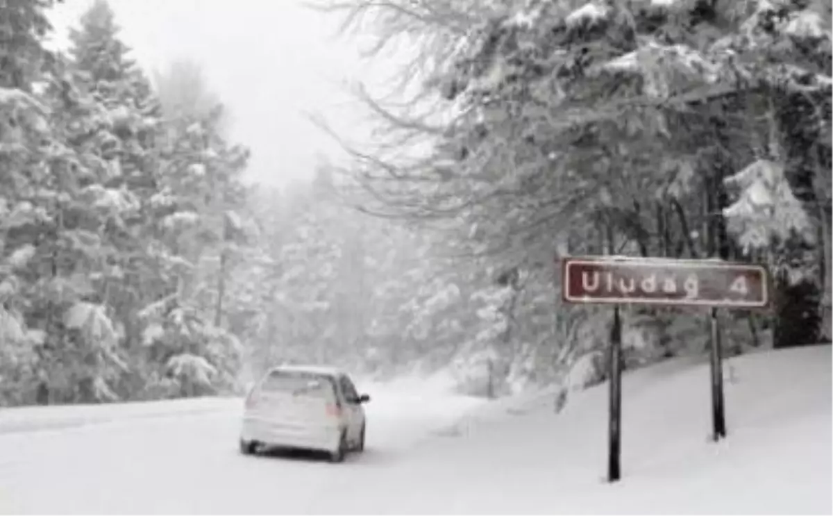 Uludağ'da Kar Kalınlığı 32 Santimetre - Son Dakika