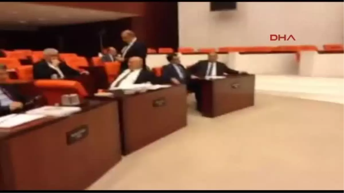 TBMM Tv Canlı Yayını Kesince, Tablet Bilgisayarından Canlı Yayın Yaptı ...