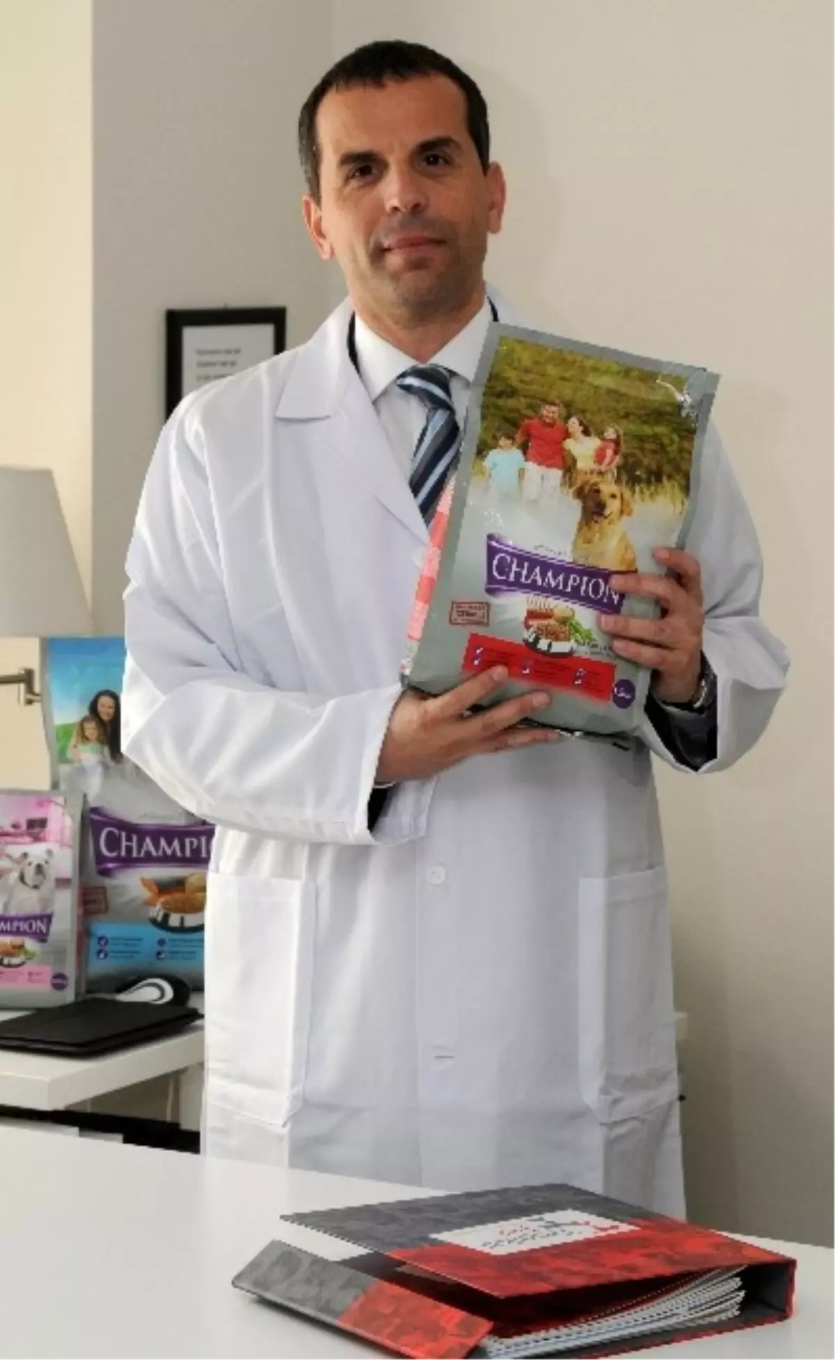 Türkiye'de Kedi Köpek Maması Hâla Lüks Tüketim Olarak Görülüyor - Son ...