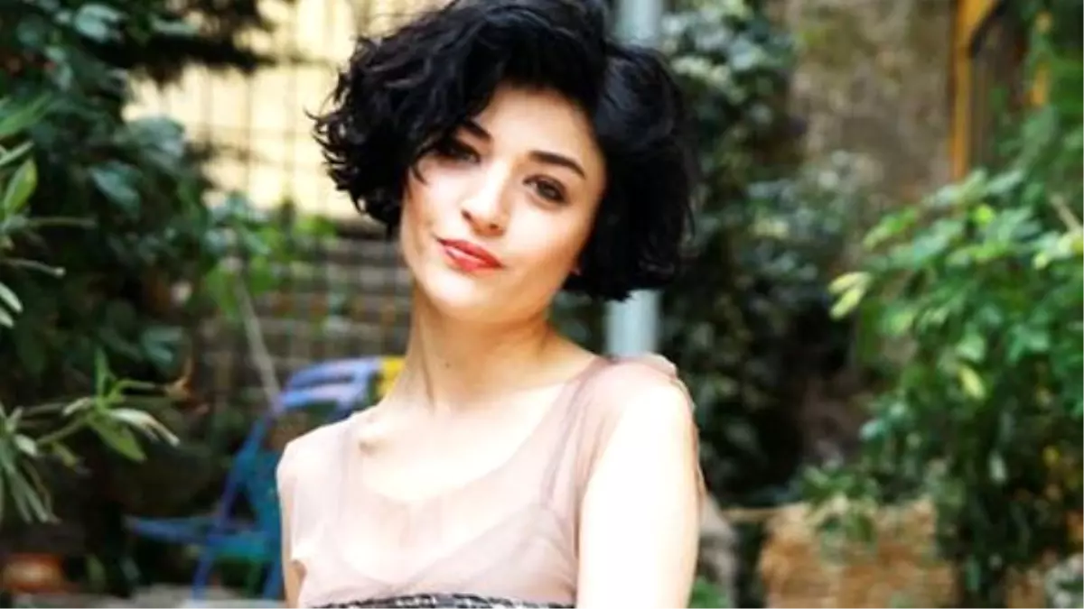 Gonca Vuslateri, Arda Turan'la Fena Dalga Geçti - Haberler