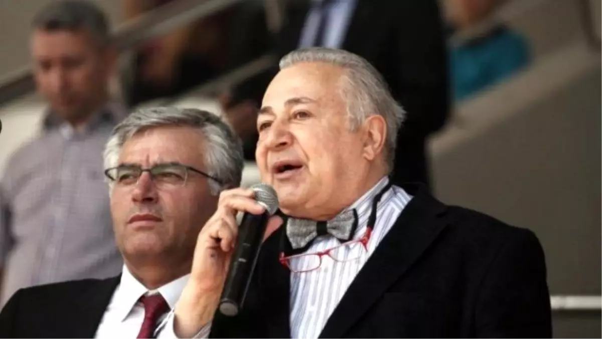 Prof. Dr. Orhan Kural'dan Cem Yılmaz'a Mesaj - Son Dakika