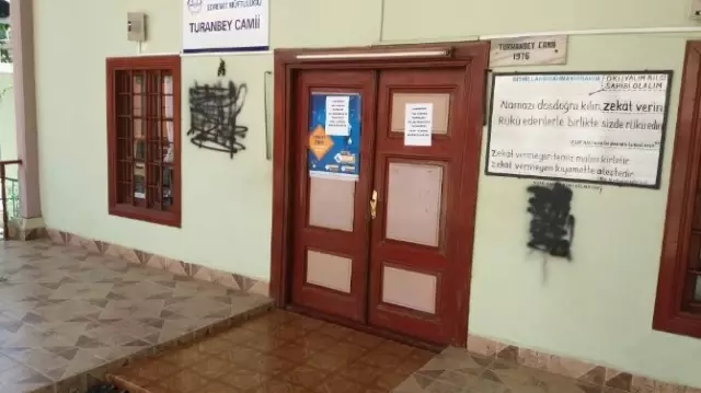 Cami Duvarına Haç İşareti Çizdiler - Son Dakika