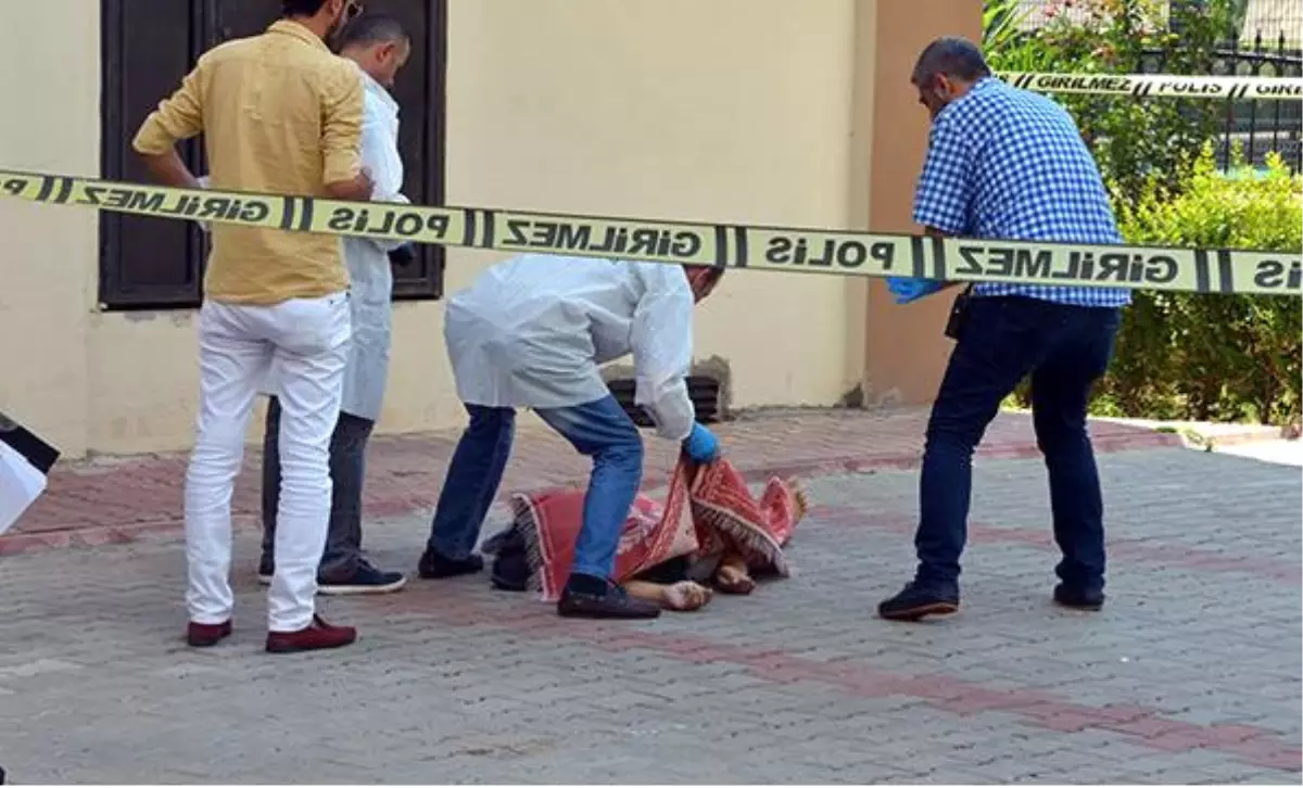 Balkondan Atlayarak İntihar Etti - Son Dakika