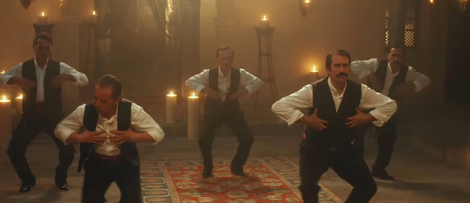 Mahsun Kırmızıgül, Filmi İçin Bestelediği Türküyle Horoz Dansı Yaptı ...