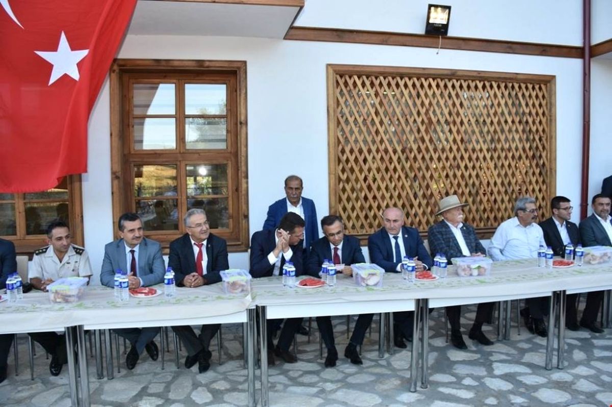 Yörük Köy Konağı Hizmete Açıldı - Son Dakika