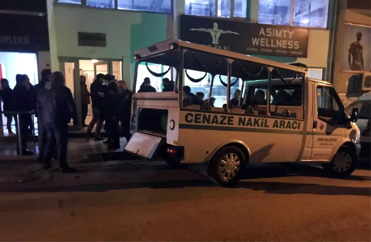 13 Yaşındaki Kız Çocuğu Evinde Ölü Bulundu - Son Dakika 13 Yaşındaki Kız Çocuğu Evinde Ölü Bulundu - Son Dakika