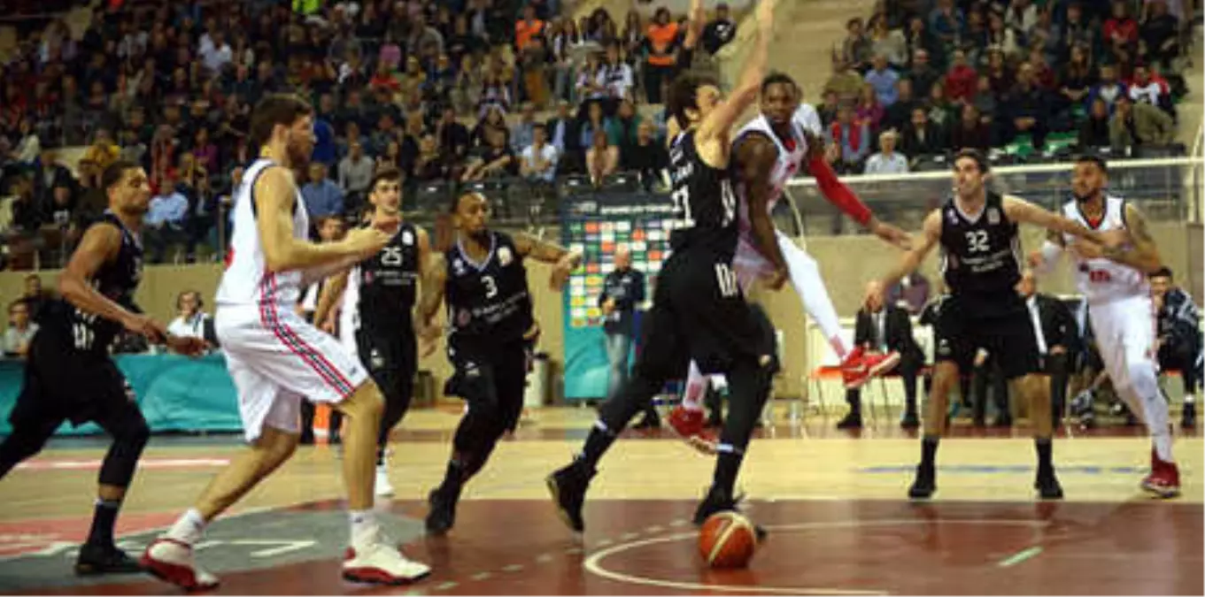 Red eviee لوله کشی جوانان عرق گرم