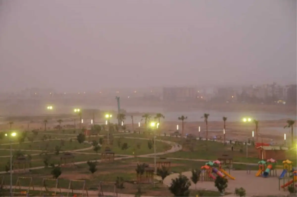 Toz Bulutu Cizre'de Hayatı Olumsuz Etkiledi - Son Dakika