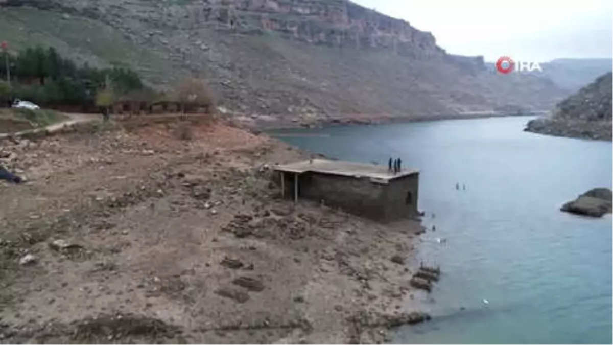 Baraj Suları Çekildi, Peygamber Türbesi Gün Yüzüne Çıktı. - Son Dakika