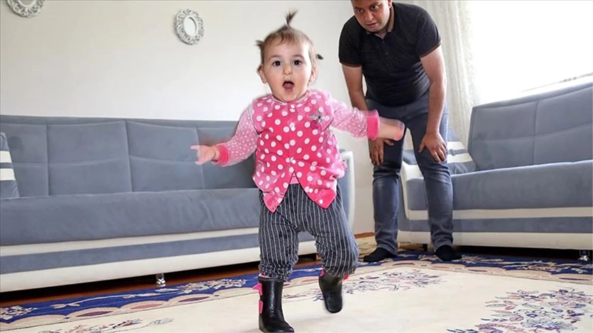 Bayram hediyesi protez ayaklar minik Hira Nur'a ilk kez yürümenin ...