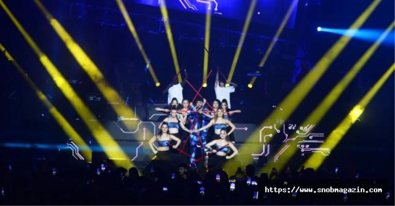 Sefo'nun İstanbul Volkswagen Arena Konserinde İzdiham Yaşandı - Haberler
