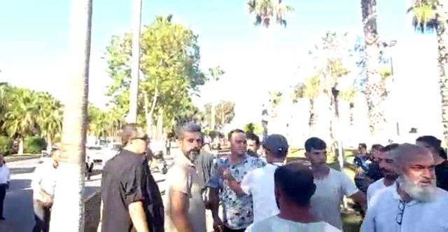Ümit Özdağ'ın konvoyunda kaza! Ortalık karıştı, olay karakolda bitti ...