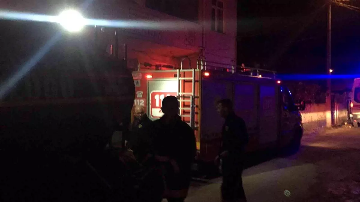 Baca yangını evde hasara neden oldu - Son Dakika