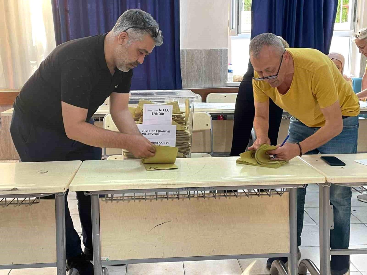 Adanada Cumhurbaşkanlığı ve 28. Dönem milletvekilliği seçimleri ...