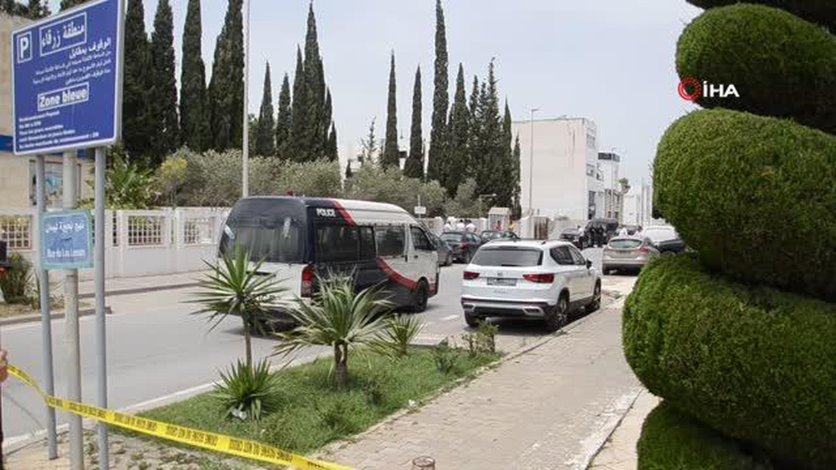 Brezilya'nın Tunus Büyükelçiliği'ne bıçaklı saldırı: 1 polis yaralandı ...