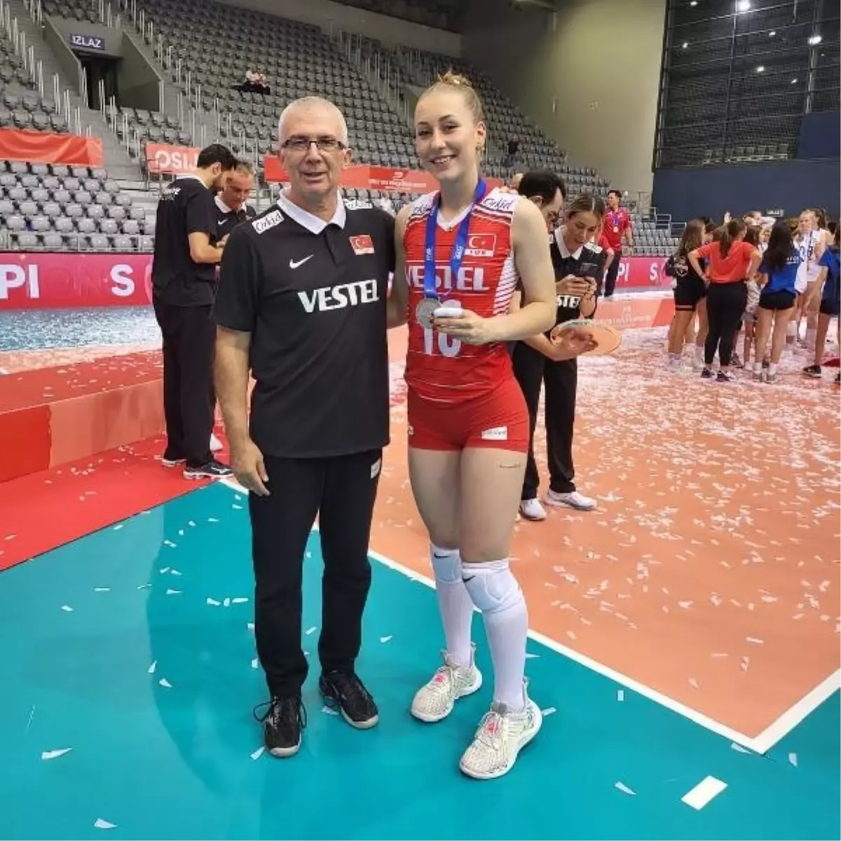 Türkiye U19 Kız Milli Takımı FIVB Dünya Şampiyonası'nda ikinci oldu - Son Dakika