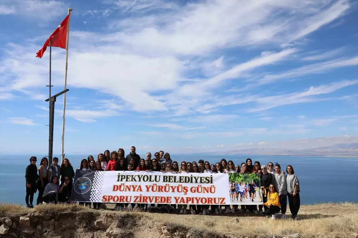 Van'da Kadınlar Ayanis Kalesi'nde Spor Yaptı - Son Dakika