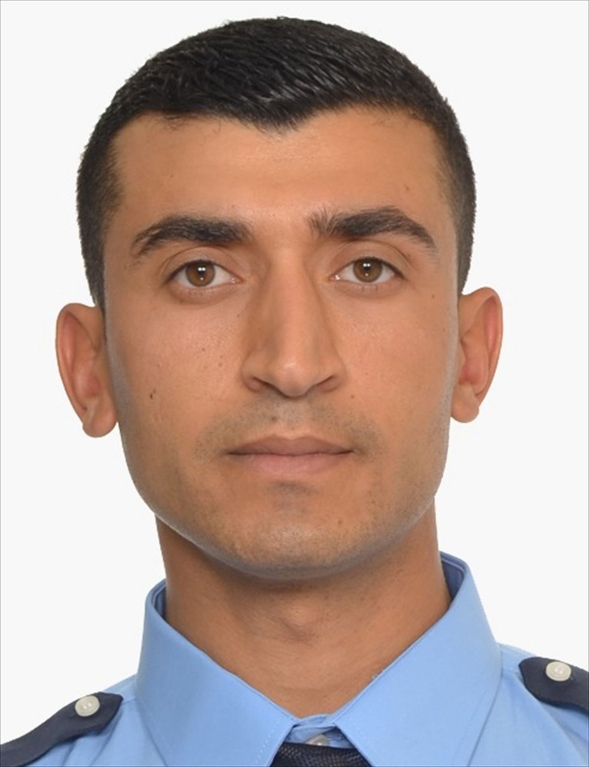Büyükçekmece'de bir polis memuru ihbar için gittiği daireden açılan ...
