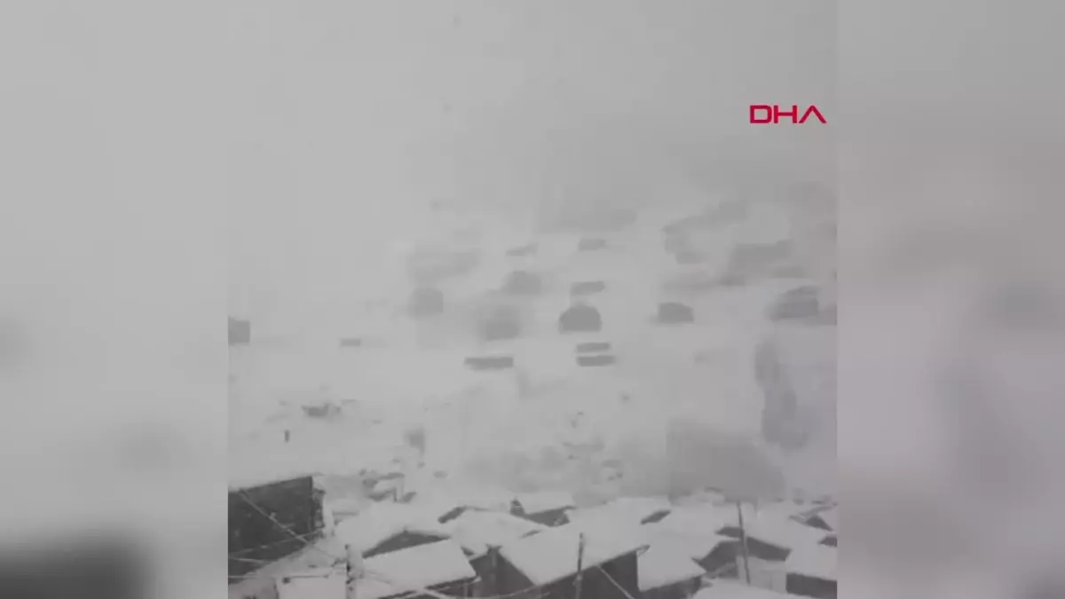 Rize'de Kar Yağışı Sonrası Amlakit Yaylası'nda Kar Kalınlığı 20 ...