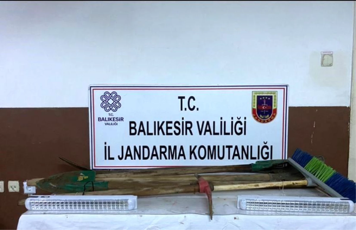 Erdek'te İzinsiz Kazı Yapan 5 Şüpheli Yakalandı - Haberler