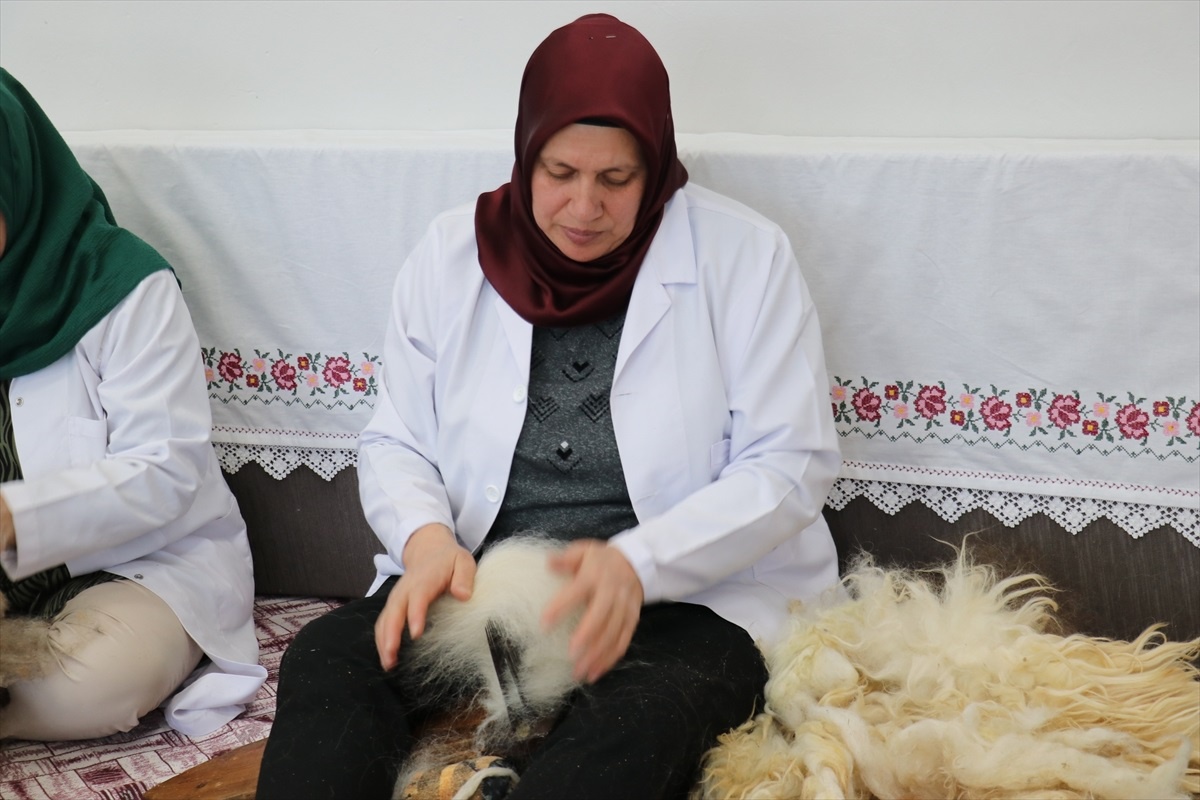 Erzurum Olgunlaşma Enstitüsü, Unutulmaya Yüz Tutmuş Ehram Kumaşını ...