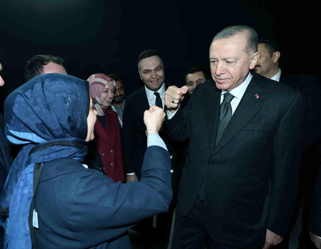 Cumhurbaşkanı Erdoğan Eskişehir'de gençlerle buluştu: Her alanda ...