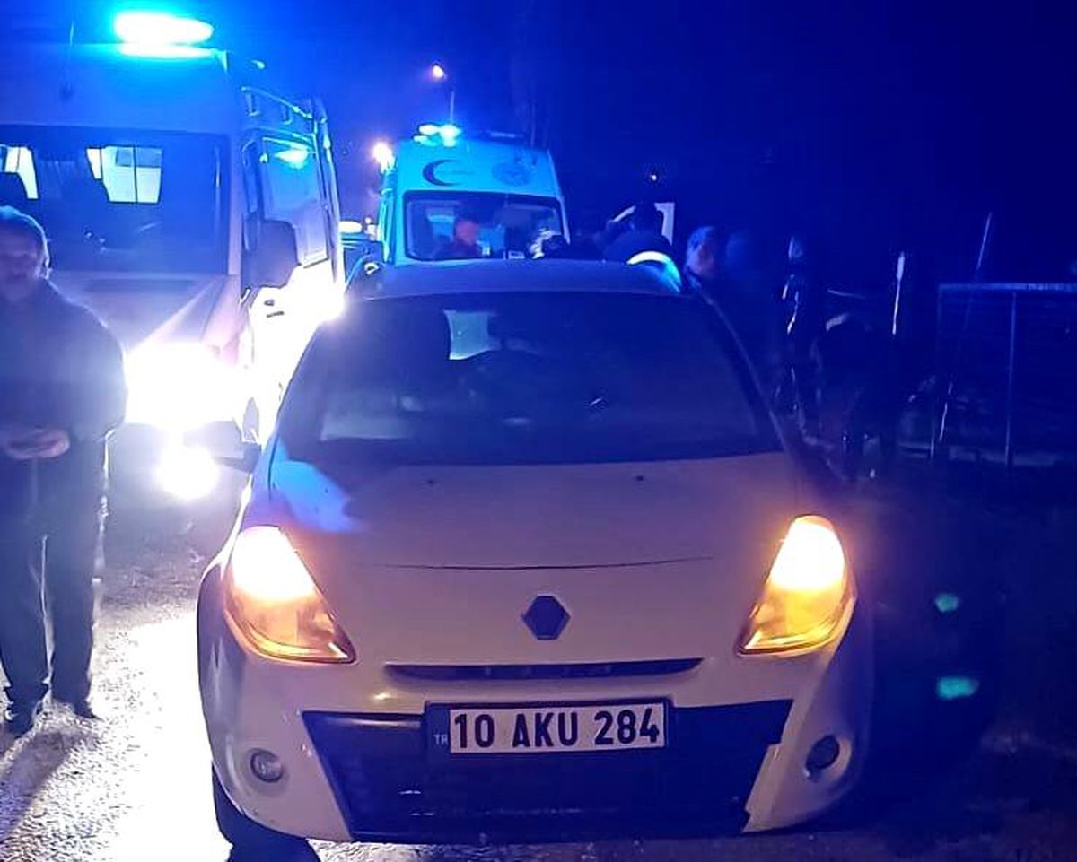 Erdek'te motosiklet kazası: 2 kişi yaralandı - Haberler