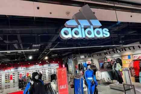 Adidas, 44 numaranın Nazi sembolüne benzediği gerekçesiyle Alman futbol ...