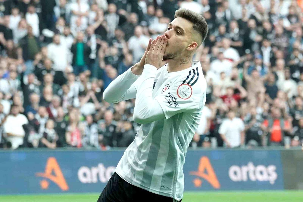 Beşiktaş'ın genç oyuncusu Semih Kılıçsoy, Samsunspor karşısında 10 ...