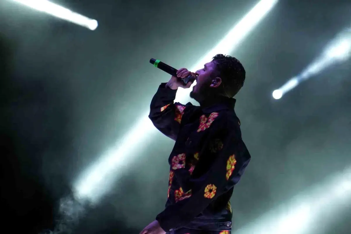 Blok3, Bursa'da sevenlerini coşturdu - Son Dakika