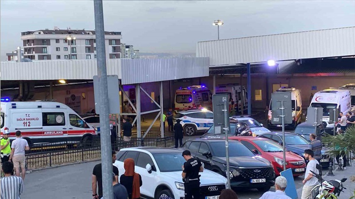 Pendik'te intihar eden polis memuru hayatını kaybetti - Son Dakika