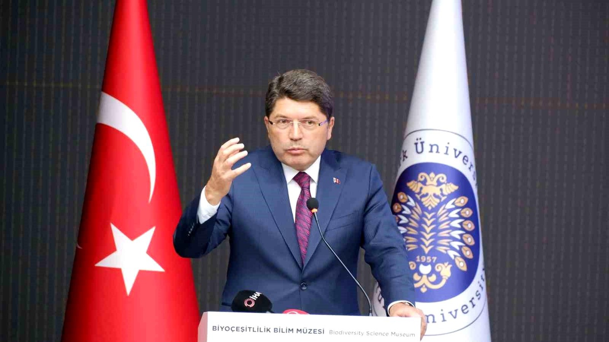 Bakan Tunç'tan Erzurum'da Eğitim Vurgusu - Son Dakika