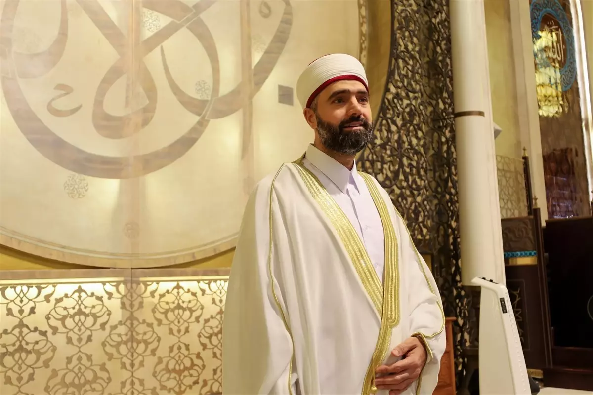 Halep'teki Emevi Camii'nin eski imamı Şeyh Mekki, caminin özgürlüğe ...