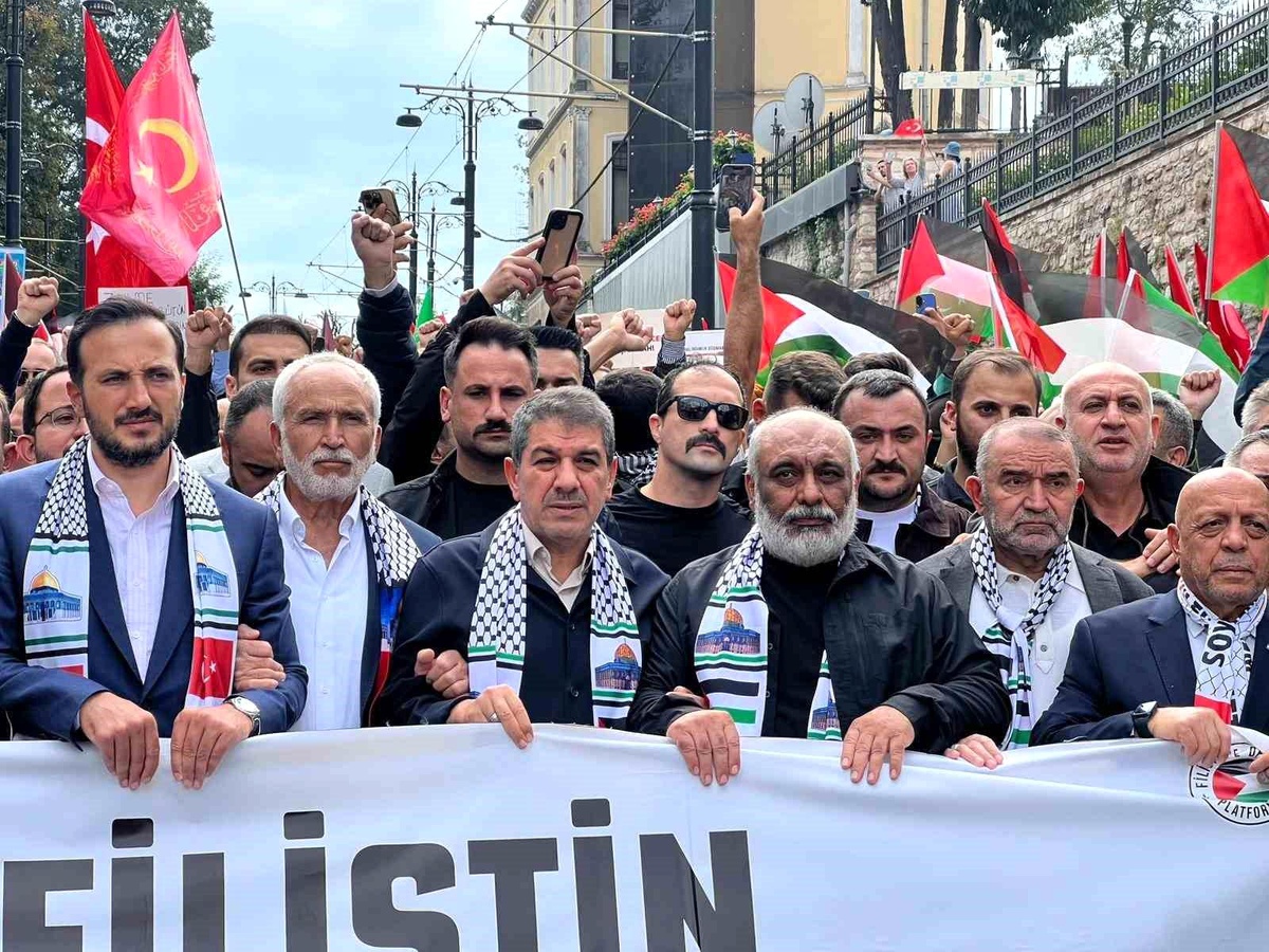 İstanbul'da Filistin İçin Yürüyüş - Son Dakika