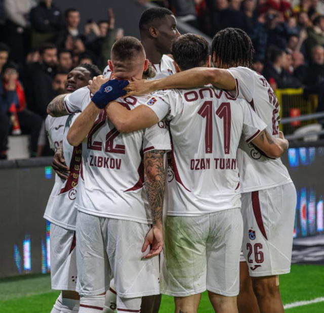 3 gol, 2 kırmızı kart! Trabzonspor, Muçi ile ligde ikinci sıraya ...