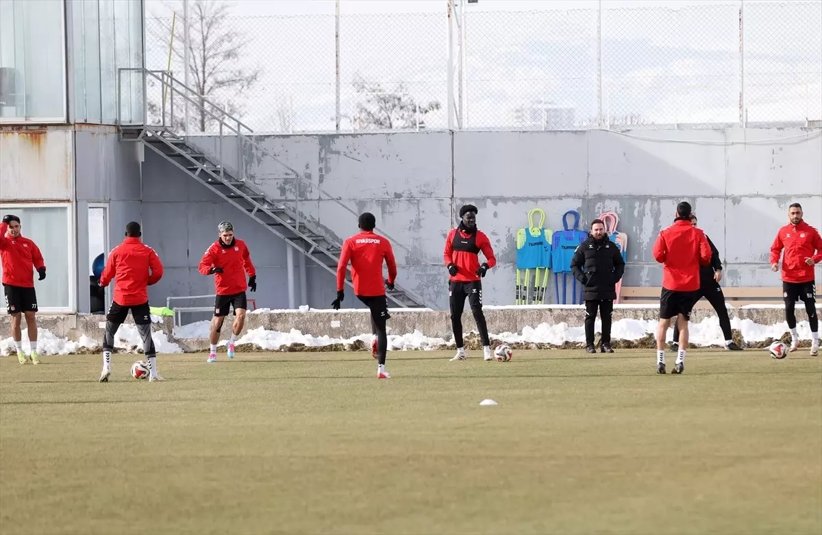 Sivasspor Rey Manaj'ı İstiyor - Son Dakika