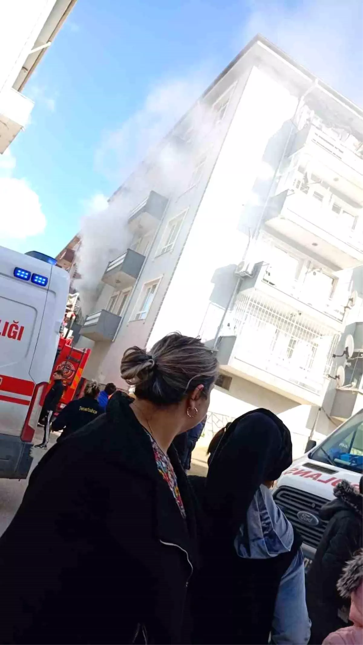 Bursa'da yangın faciası...Yatalak adam alev kapanında kaldı - Son Dakika