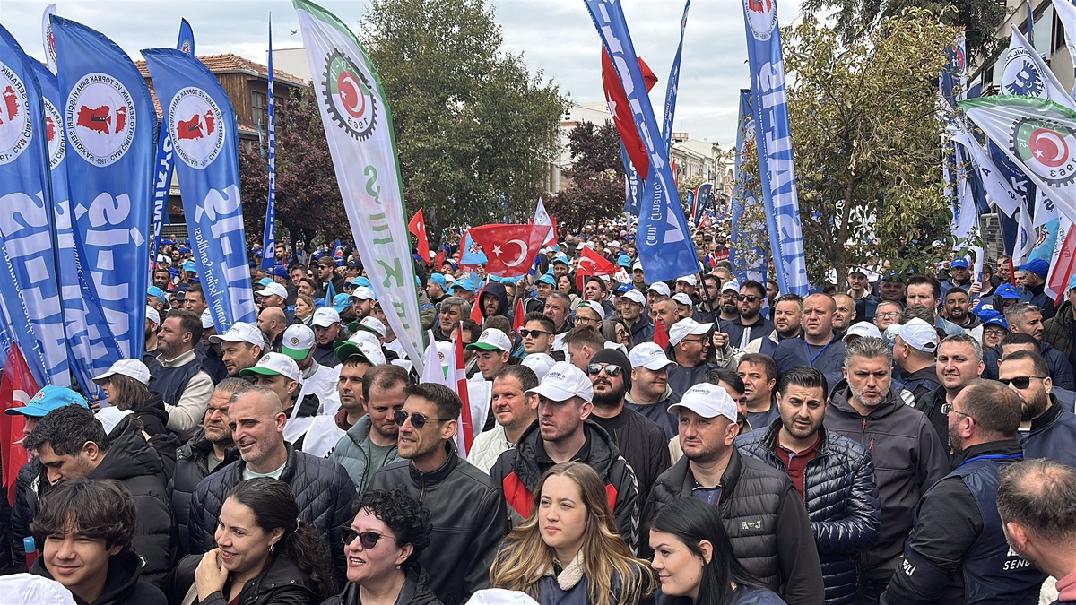 Asgari Ücret Yetersiz, Yoksulluk Artıyor - Son Dakika