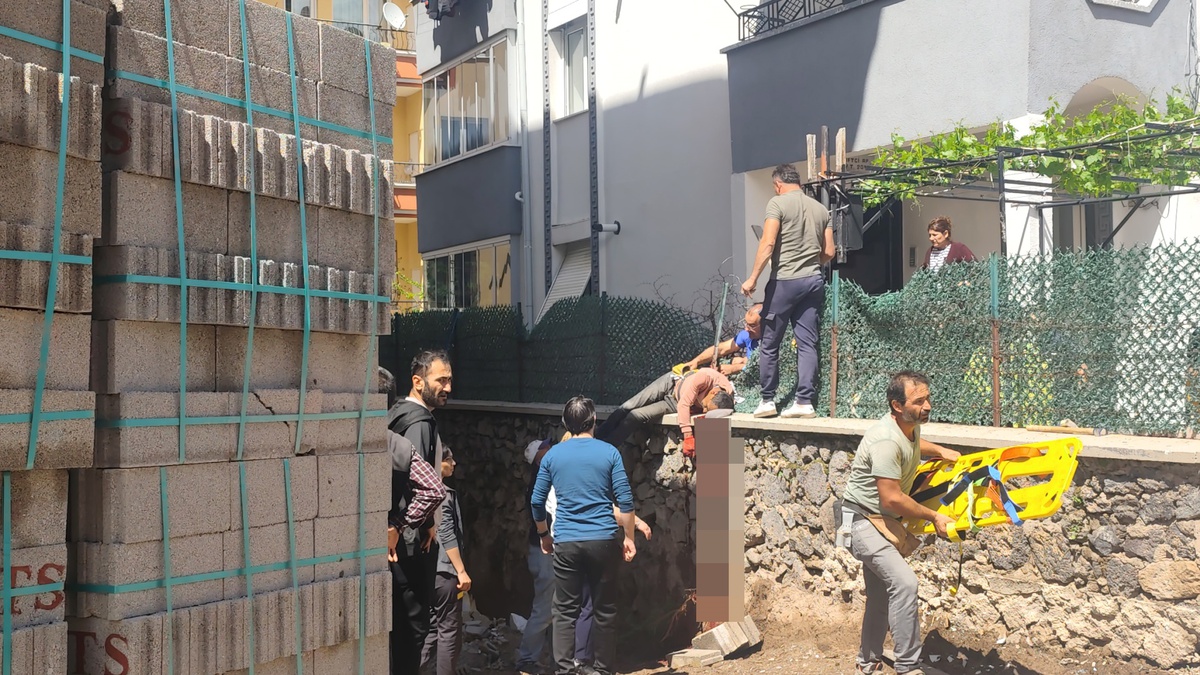Korkunç olay! Sırtına saplanan demirle hastaneye kaldırıldı - Son Dakika
