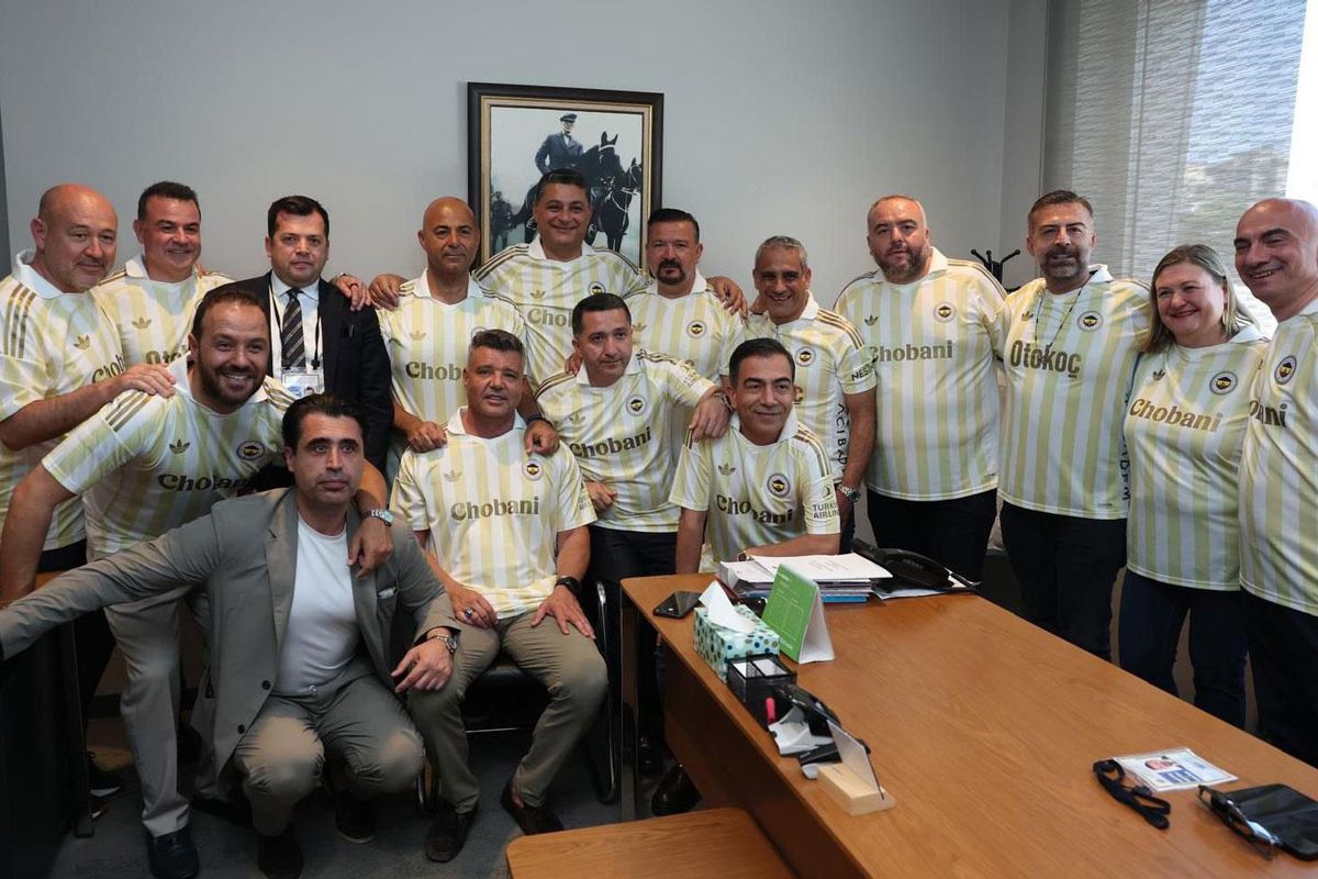 Fenerbahçe'de bir devrin sonu! Böyle veda ettiler - Son Dakika