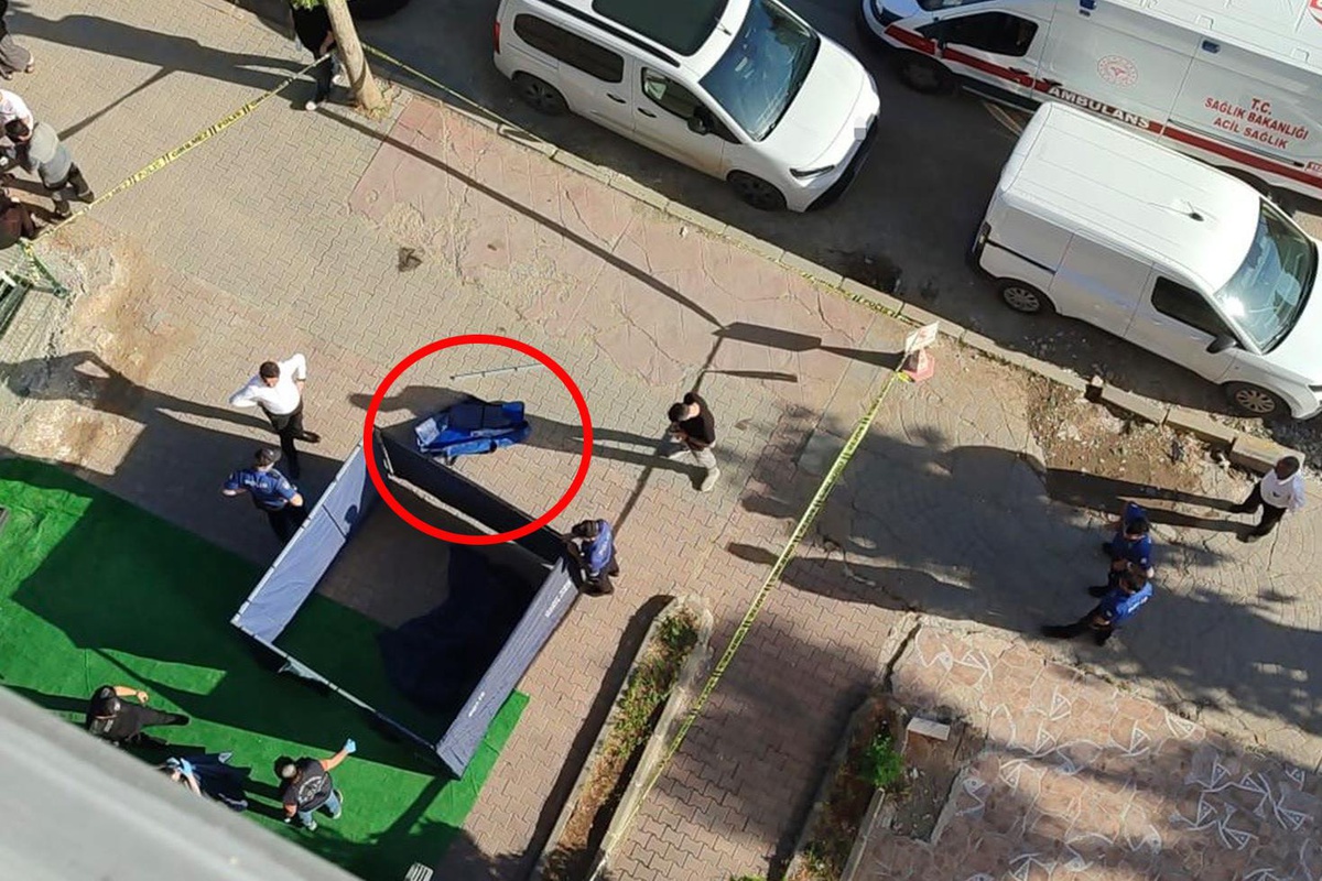 Adıyaman'da 5. kattan atlayan yaşlı adam hayatını kaybetti - Son Dakika
