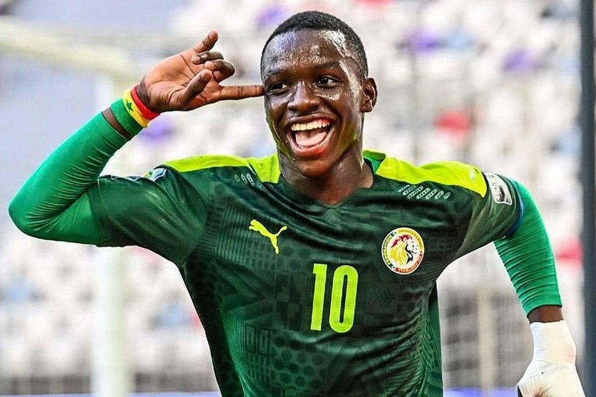 Uçak indi! Amara Diouf Fenerbahçe için İstanbul'da - Son Dakika