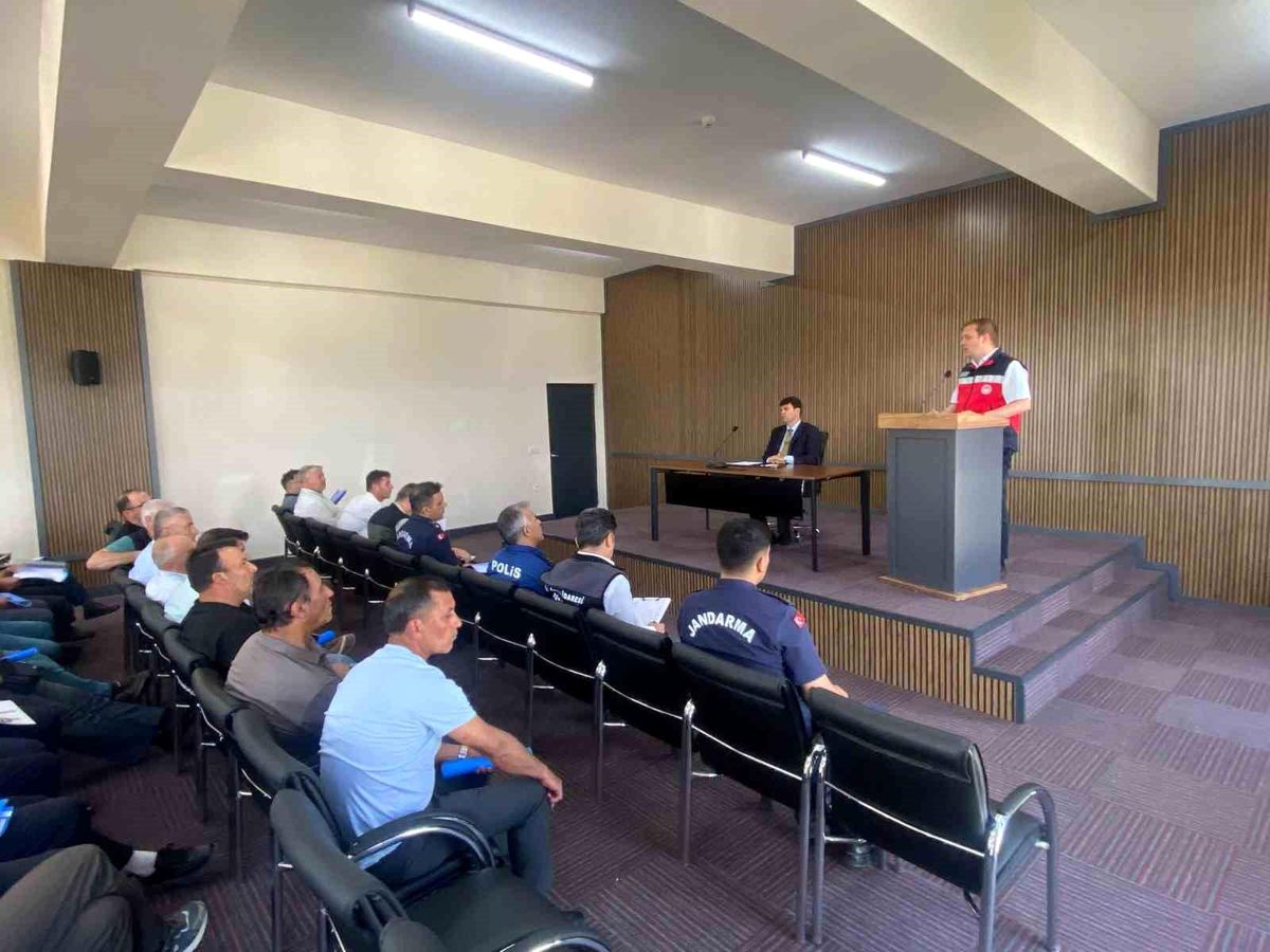 Anız Yangınları İçin Bilgilendirme Toplantısı - Son Dakika