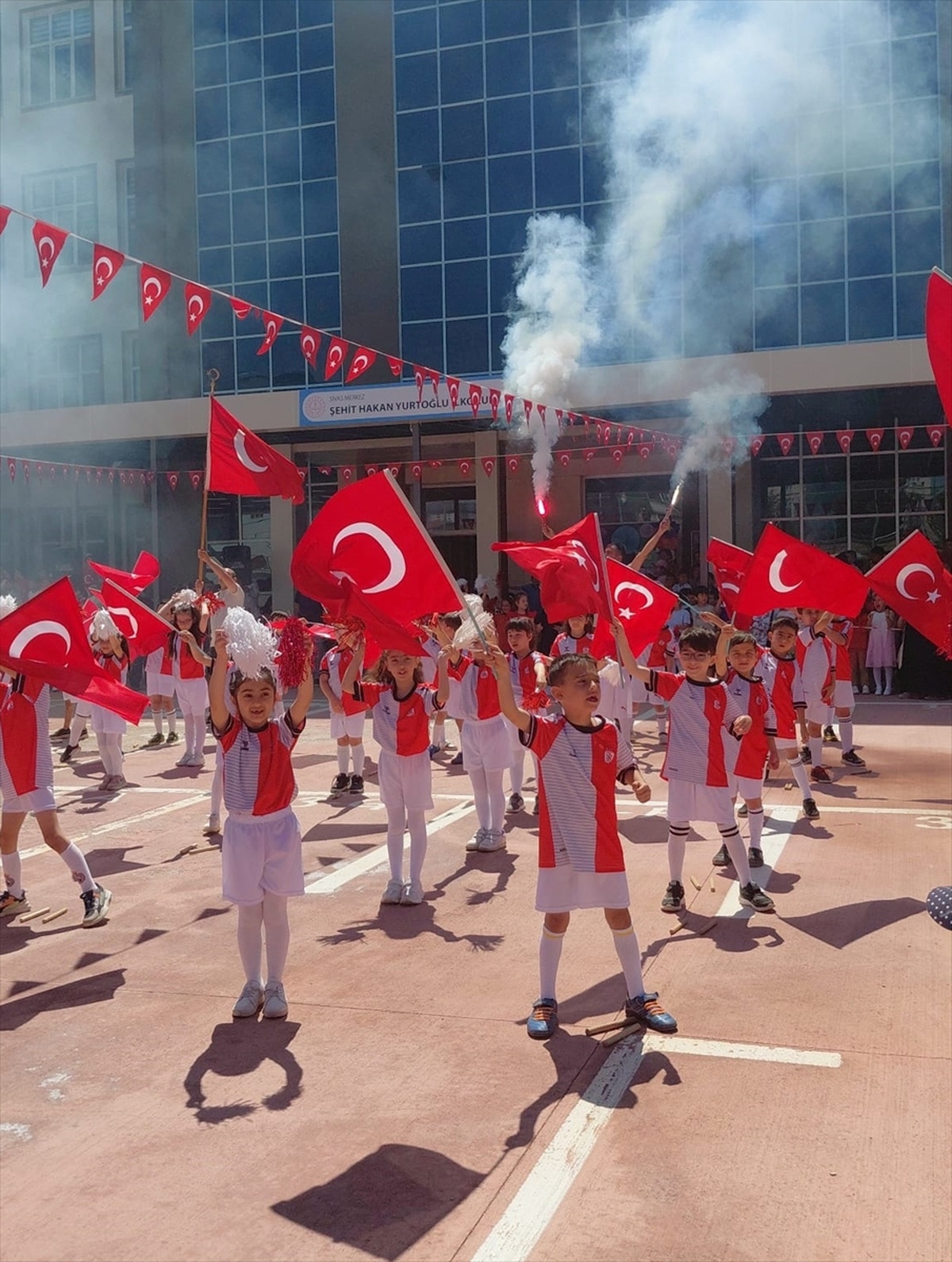 Miniklerden Milli Takıma Destek Klibi - Son Dakika