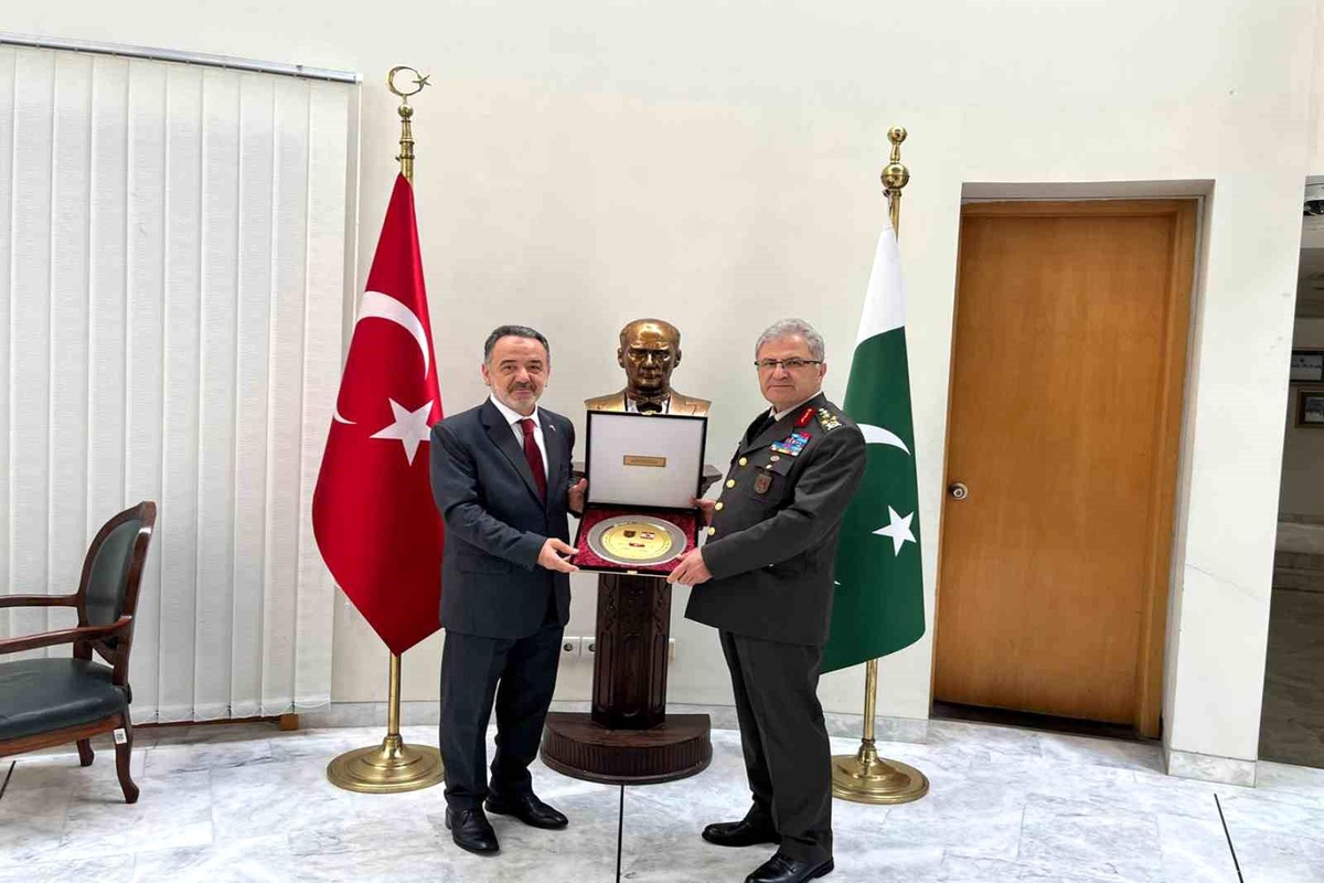 Kara Kuvvetleri Komutanı Pakistan'da - Son Dakika
