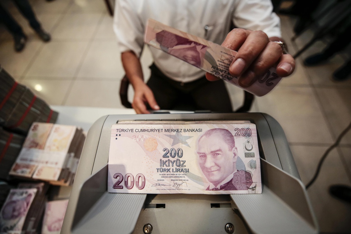 Bankalar yarışa girdi! Parasını getirene 194 bin lira veriyorlar - Son ...