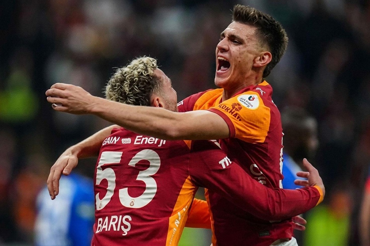 Okan Buruk'tan ayrılık izni: Çok istiyorsan gidebilirsin - Son Dakika