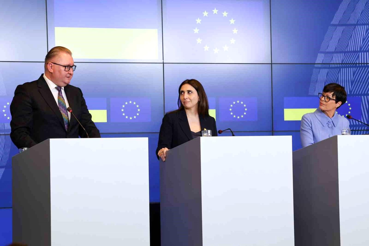 Ukrayna ve Moldova AB Müzakerelerine Başladı - Son Dakika
