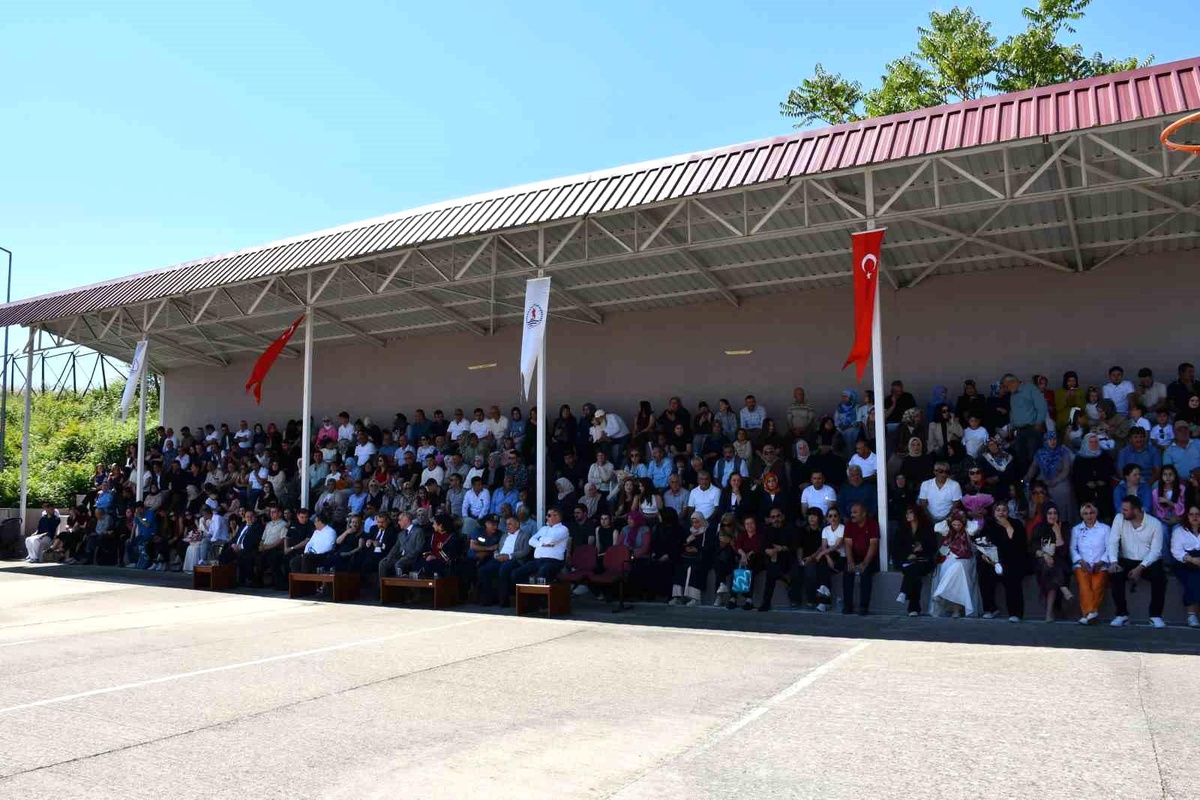 Vezirköprü MYO'da mezuniyet coşkusu - Son Dakika